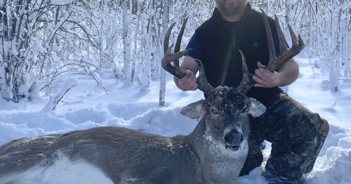 Whitetail Hunt with Kannuk Outfitters - The Canadian Experience | Hunt ...